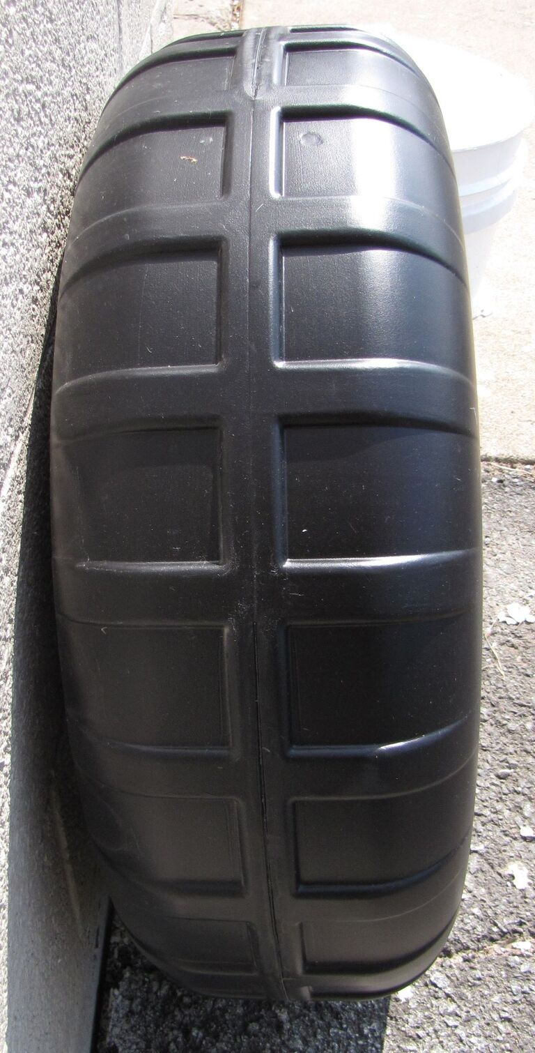 Vibo standard Lift & Dock Tire | Vibo Marine